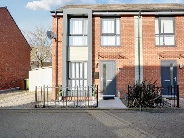 Padley Close, Bulwell, Nottingham NG6, 2 bed semi detached house to rent, £1,150 pcm | PrimeLocation