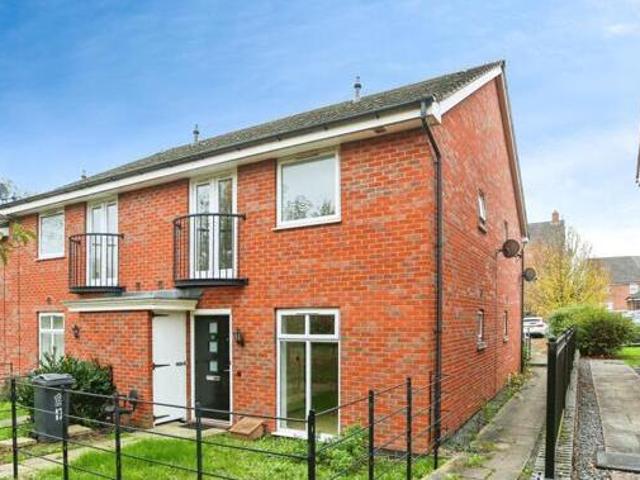 Padside Row, Leicester, 2 Bedroom Town