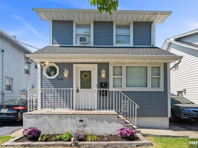 Page Ave, Lyndhurst, Home For Sale