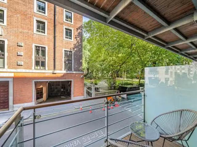 Page Street, Westminster SW1P 2 bed apartment for sale £900.
