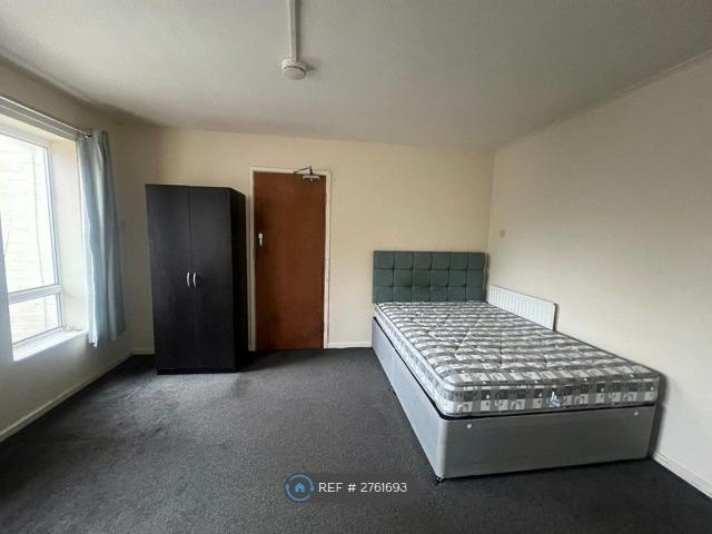 Pageant Drive, Telford TF4, Room to rent, £450 pcm | PrimeLocation