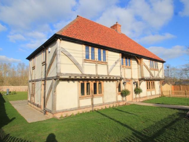 Pagehurst Road, Marden Thorn, Kent TN12, 5 bed detached house to rent, £3,950 pcm | PrimeLocation