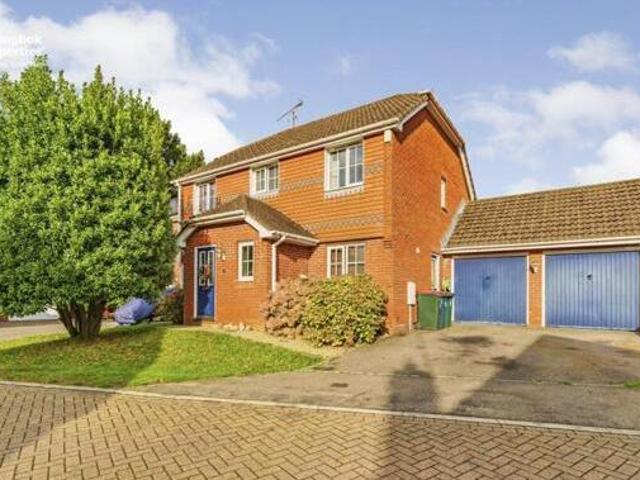 Pagewood Close, Crawley, 4 Bedroom Detached