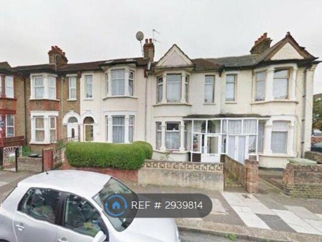 Paget Road, Illford IG1, 4 bed semi detached house to rent, £2,800 pcm | PrimeLocation