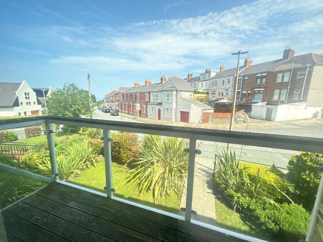 Paget Road, Penarth CF64, 2 bed property to rent, £1,100 pcm | PrimeLocation