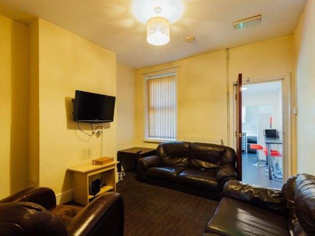 Paget Street 3 bed house share to rent £1,689 pcm £390 pw