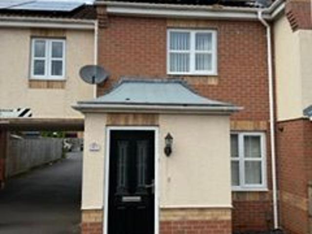Pagett Close, Hucknall NG15, 1 bed detached house to rent, £1,250 pcm | PrimeLocation