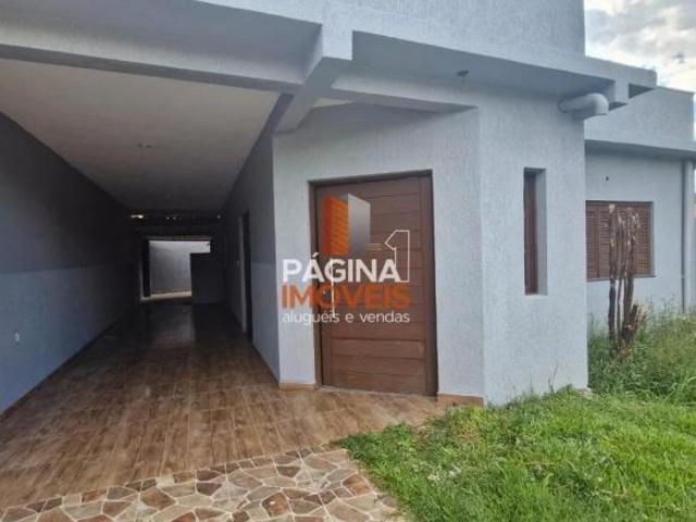 Página 1 Imóveis anuncia ótima oportunidade de casa ampla de 03 dormitórios, sendo 1 suíte, no bairr