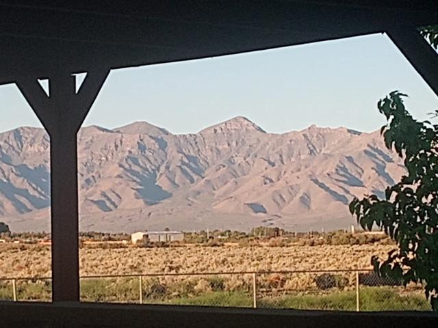 Pahrump 45 min to Las Vegas