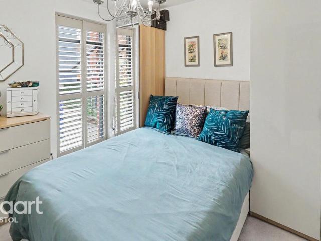 Paintworks, BRISTOL 3 bed end of terrace house to rent £1,995 pcm £460 pw
