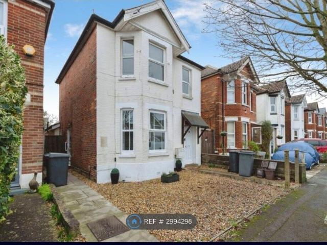 Paisley Road, Bournemouth BH6, 2 bed flat to rent, £1,250 pcm | PrimeLocation