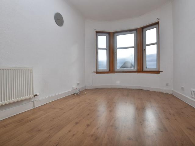 Paisley Road, Renfrew PA4, 1 bed flat to rent, £725 pcm | PrimeLocation