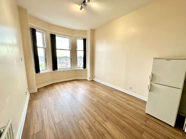 Paisley Road, Renfrew, Renfrewshire, PA4 8EX