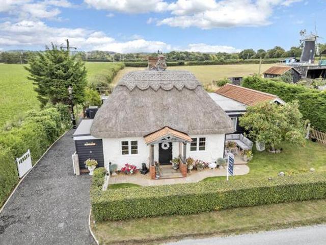 Pakenham, Bury St. Edmunds, 4 Bedroom Cottage