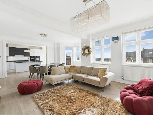 Palace Court, 250 Finchley Road, NW3 4 bed flat to rent £7,999 pcm £1,846 pw