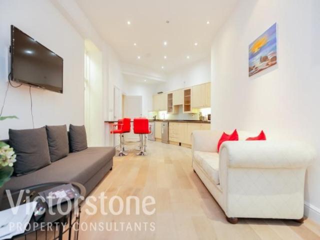 Palace Court, Finchley Road, London NW3, 1 bed flat to rent, £2,195 pcm | PrimeLocation