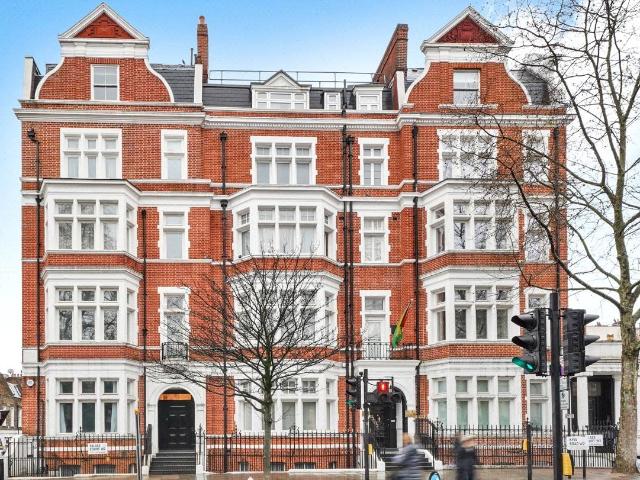 Palace Court, London W2, 2 bed flat to rent, £10,833 pcm | PrimeLocation