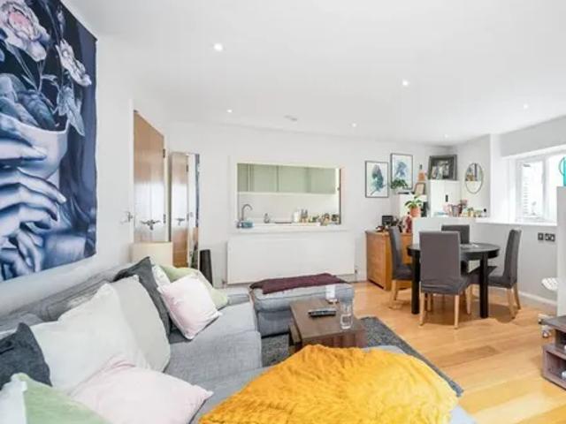 Palace Court, London, W2 4HU, United Kingdom | 2 bed apartment for rent #131904682 | Rentberry