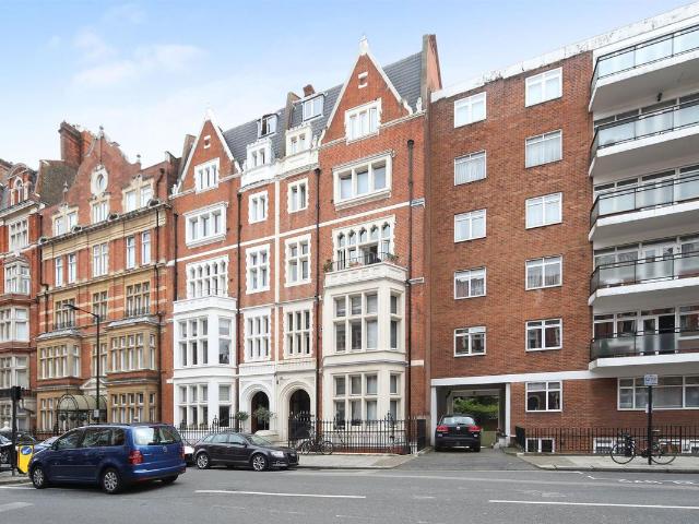 Palace Court, Notting Hill / Bayswater W2, 1 bed flat to rent, £1,993 pcm | PrimeLocation