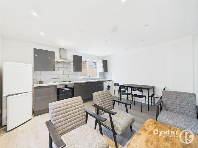 Palace Gates Road, London N22, 2 bed flat to rent, £1,600 pcm | PrimeLocation
