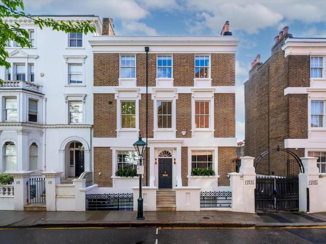Palace Gardens Terrace, London W8. 2 bed terraced house £30,117 pcm £6,950 pw