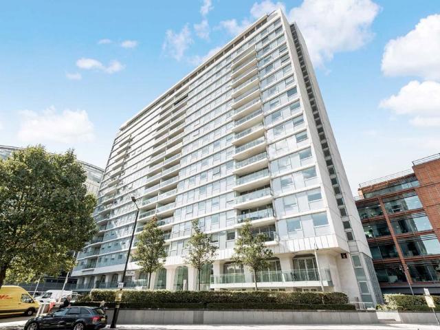 Palace Street, London SW1E 3 bed flat to rent £7,042 pcm £1,625 pw