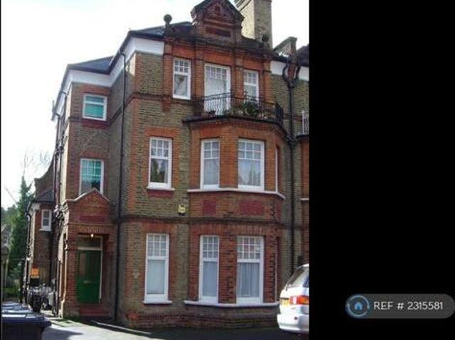 Palace Road, London, 1 Bedroom Flat