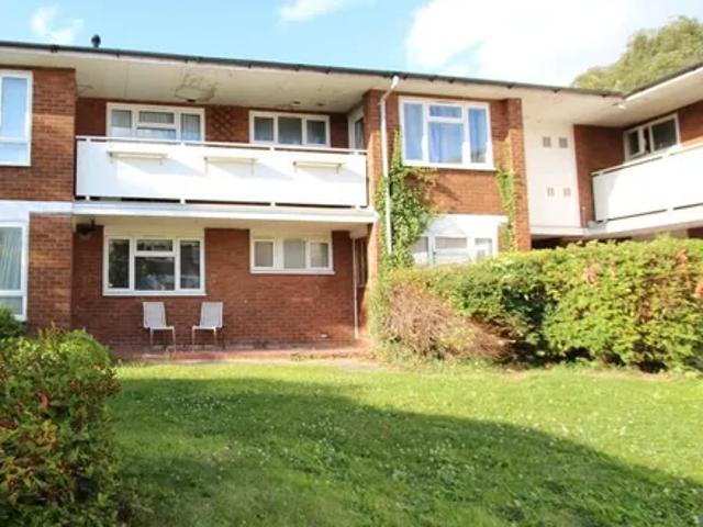 Palace Road, London, KT1 2LB, United Kingdom | 4 bed apartment for rent #7033359 | Rentberry