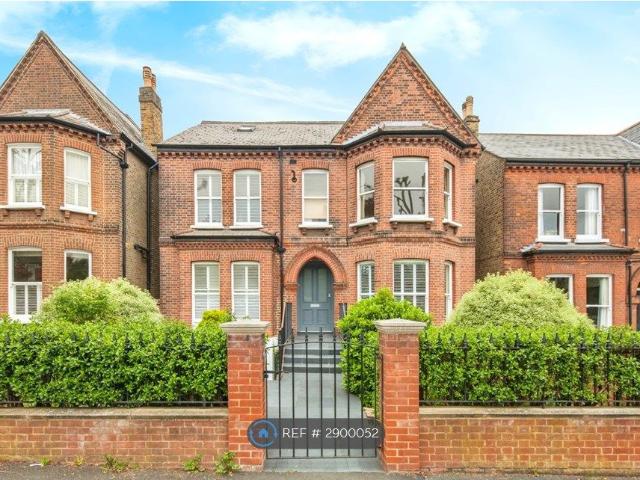 Palace Road, London SW2, 1 bed flat to rent, £1,800 pcm | PrimeLocation