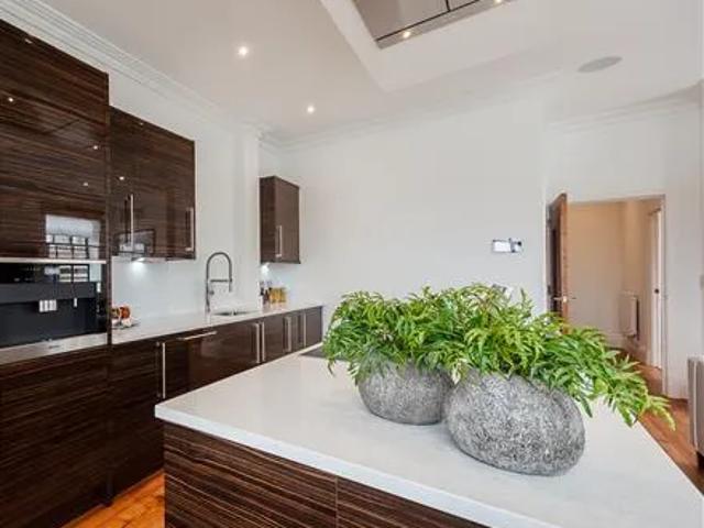 Palace Wharf, 1 5 Crabtree Lane, London, SW6 6LE, United Kingdom | 3 bed apartment for rent #167382605 | Rentberry