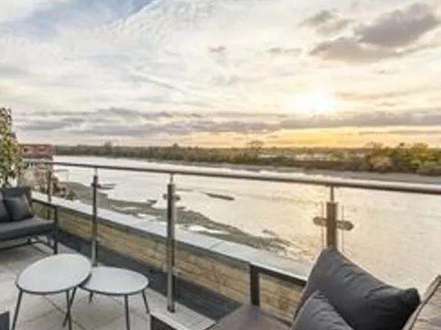 Palace Wharf, 1 5 Crabtree Lane, London, SW6 6LE, United Kingdom | 3 bed townhouse for rent #167775475 | Rentberry