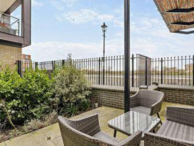Palace Wharf Apartments W6 2 bed apartment to rent £5,460 pcm £1,260 pw