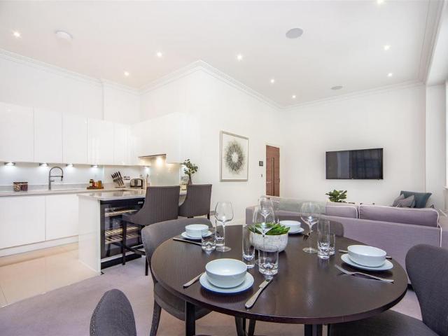 Palace Wharf, Hammersmith, W6 1 bed apartment to rent £3,423 pcm £790 pw