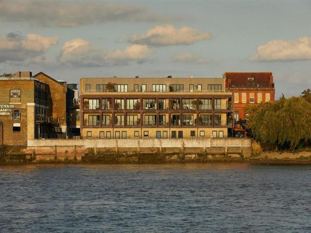 Palace Wharf, Hammersmith, W6 1 bed apartment to rent £2,903 pcm £670 pw