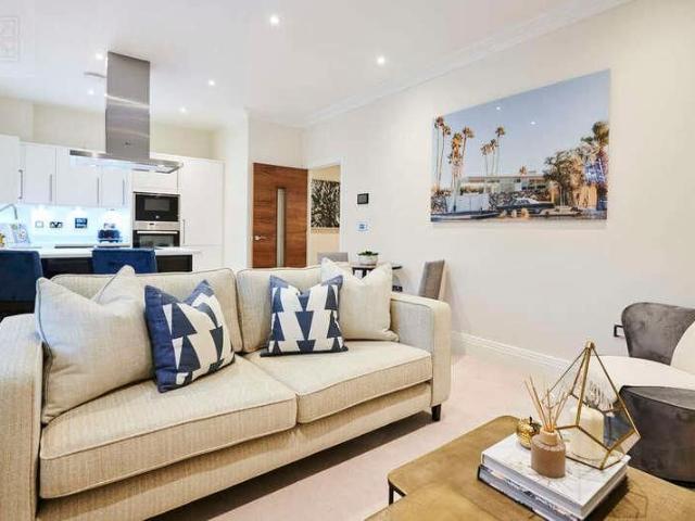 Palace Wharf, London, W6