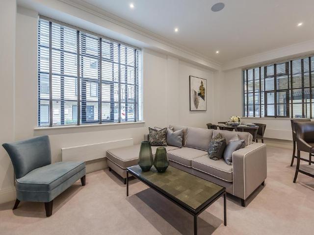 Palace Wharf, Rainville Road. 1 bed flat to rent £3,423 pcm £790 pw