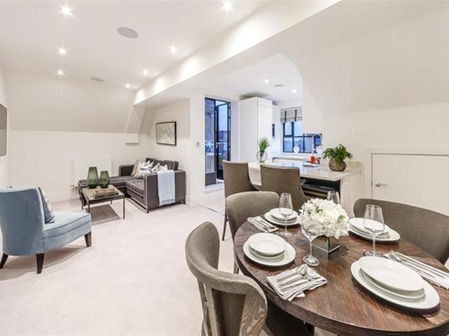 Palace Wharf, Rainville Road. 2 bed penthouse to rent £5,871 pcm £1,355 pw