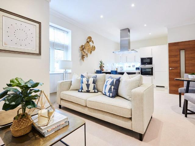 Palace Wharf, Rainville Road, Fulham W6, 1 bed flat to rent, £3,000 pcm | PrimeLocation