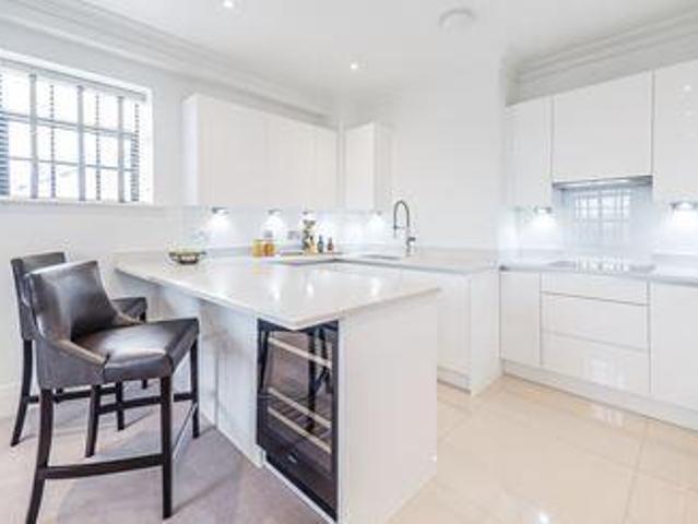 Palace Wharf, Rainville Road, W6 2 bed apartment to rent £4,008 pcm £925 pw