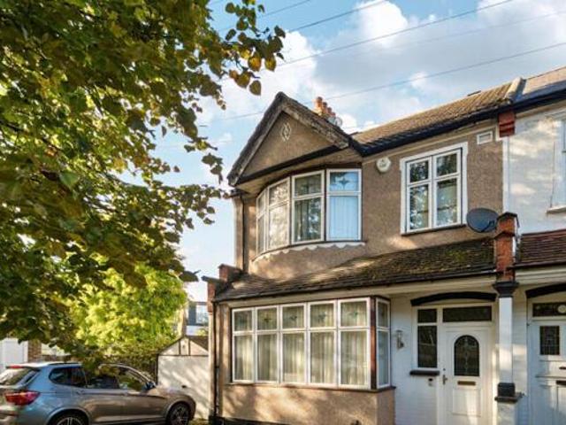 Palace View, Bromley, 3 Bedroom End