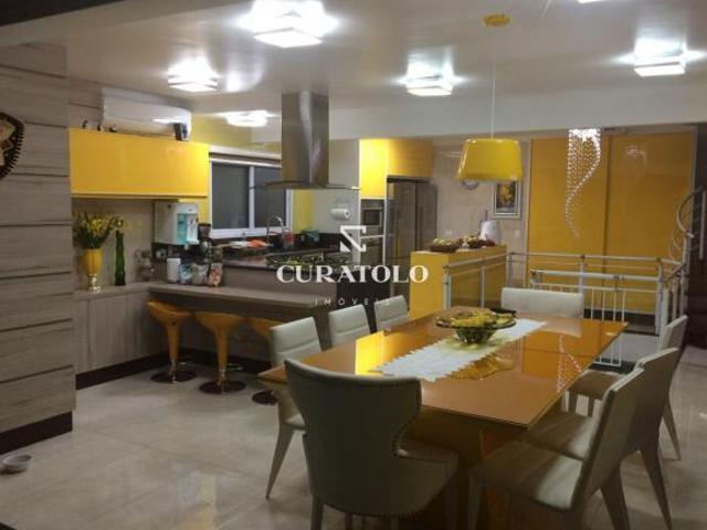 PALAZZIO DE NUORO Santa Paula Cobertura triplex à venda, de 3 quartos e 4 vagas no Santa Paula, Sã