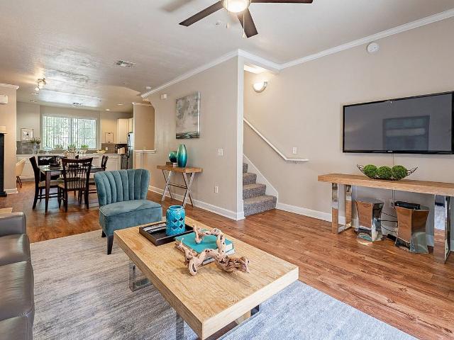 Palazzo Townhomes 1 Bedroom Apartment for Rent at 886 N Cofco Center Ct, Phoenix, AZ 85008