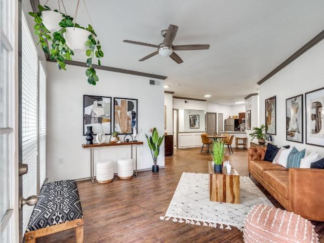 Palencia 2 Bedroom Apartment for Rent at 17817 Coit Rd, Dallas, TX 75252 Highlands of McKamy