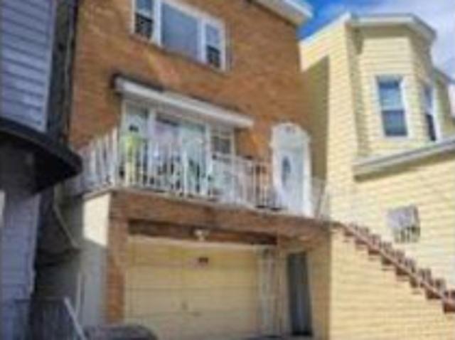 Palisade Ave