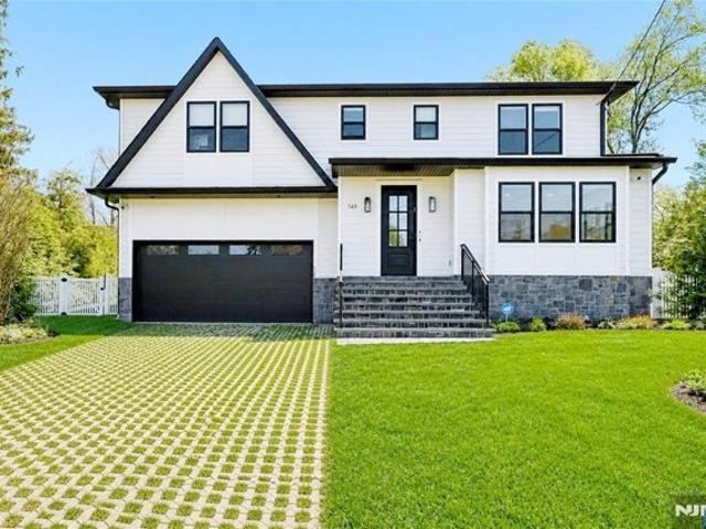 Palisade Ave, Cresskill, Home For Sale