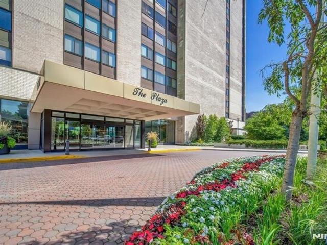 Palisade Ave Apt F, Fort Lee, Property For Sale