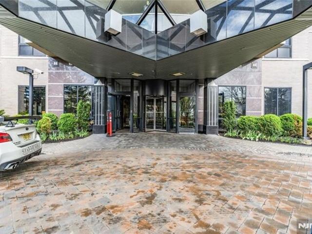 Palisade Ave Apt H, Fort Lee, Condo For Sale