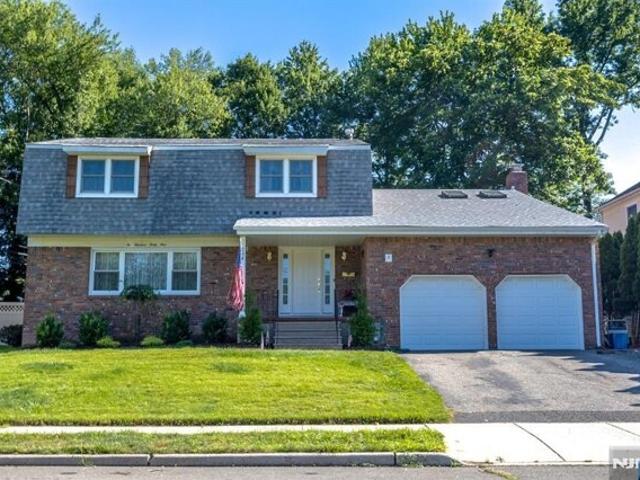 Palisade Ave, Emerson, Home For Sale