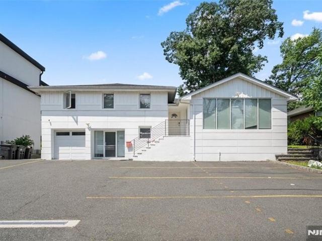 Palisade Ave, Fort Lee, Home For Sale