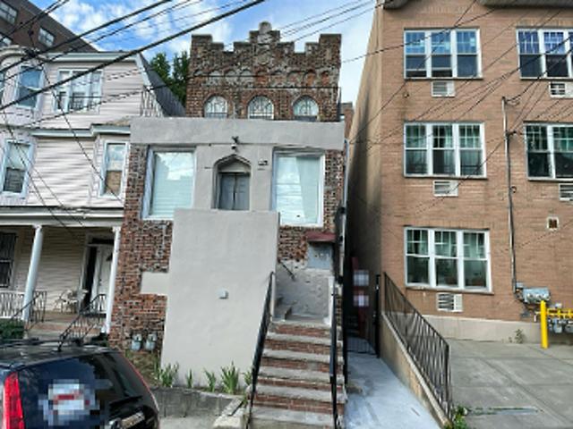 Palisade Pl